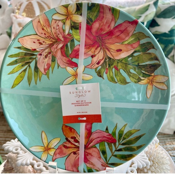 Dining | New Gorgeous Tropical Hawaiian Melamine Stargazer Lilly Large ...